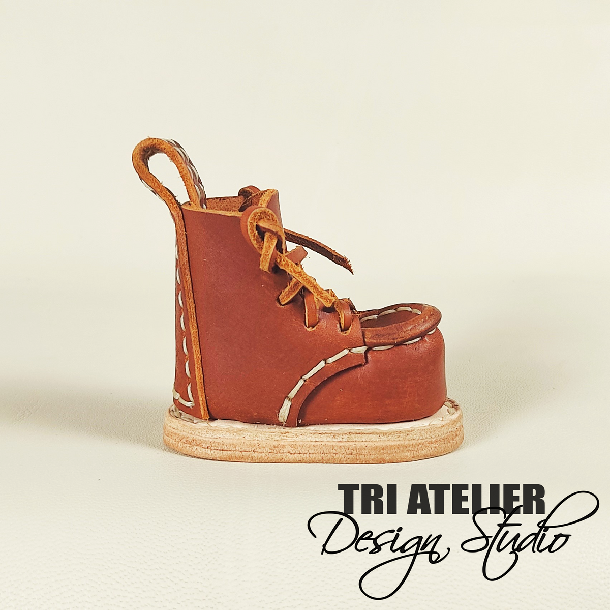 DIY leather keychain - Moc toe boots - Leather pattern - PDF Download ...