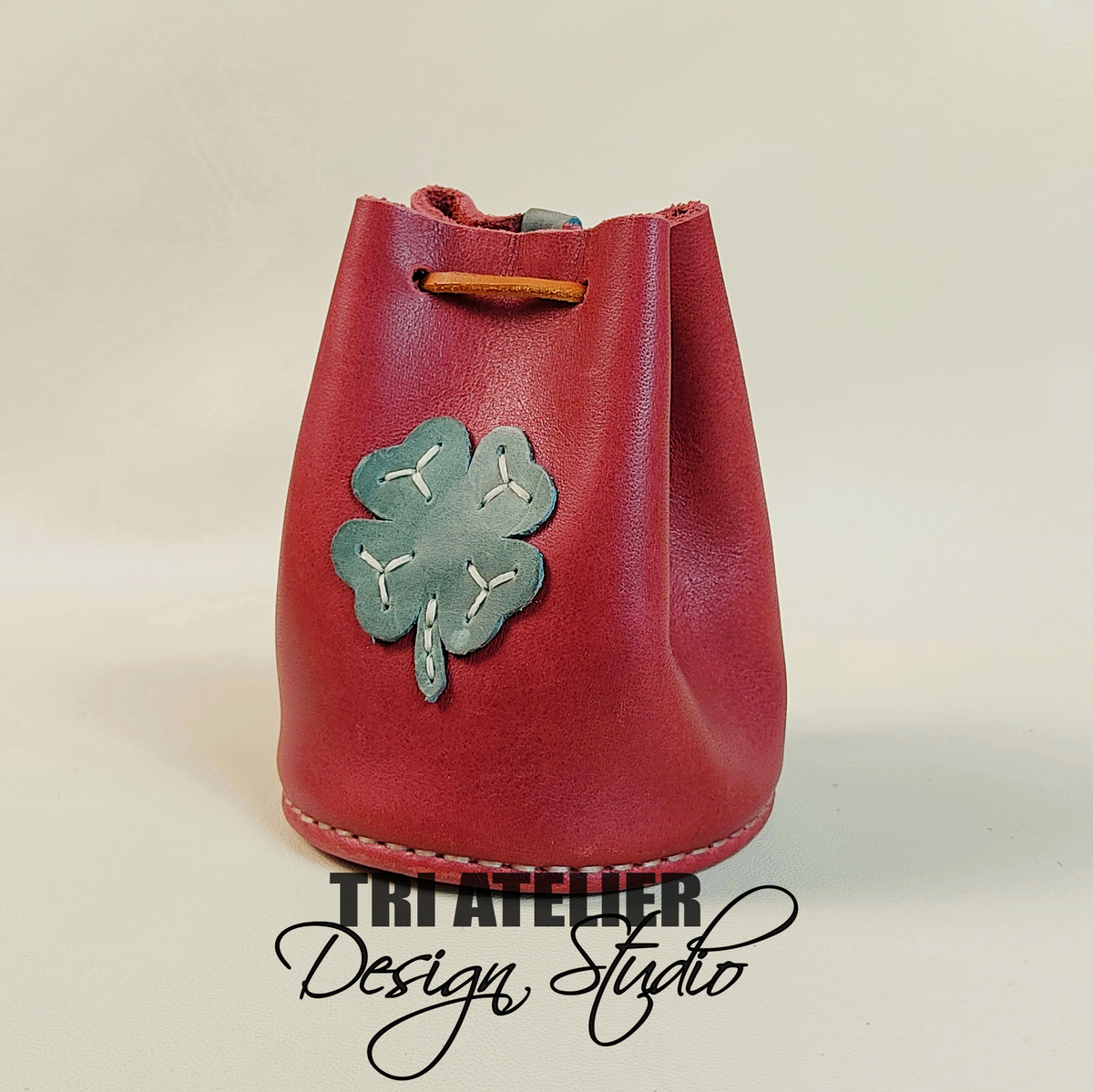 DIY leather project for beginners - Lucky little pouch - Free leather ...